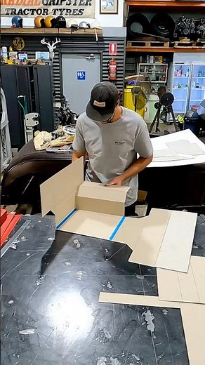 Complete custom fuel tank - Hot Rod!