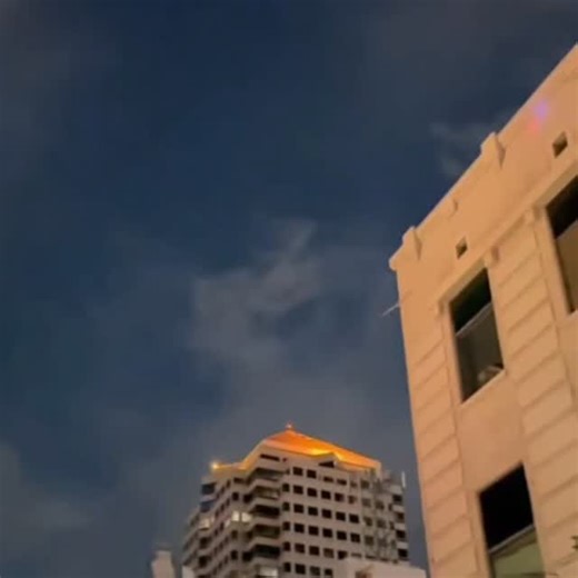Playing @rocktheblock_dms on Albuquerque NM last summer salute @ekym1536 for inviting me out!!! This is a segment of me beatboxing out there crowd was messing with it. #Hiphop #Beatbox #RockTheBlock #Denku #Albuquerque | Taiyamo Denku