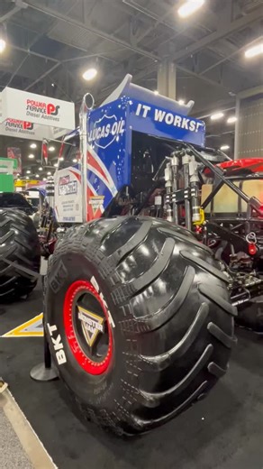Even though we didn't make it out to SEMA this year, Radial Dynamics still had a few easter eggs at the show. Thanks to @gotrockracing for spotting this one. Who else spied on some killer steering products this week? #SEMA2025 #VortexReservoir #GetPumped #FullHydroFactory #RadialDynamics | Radial Dynamics