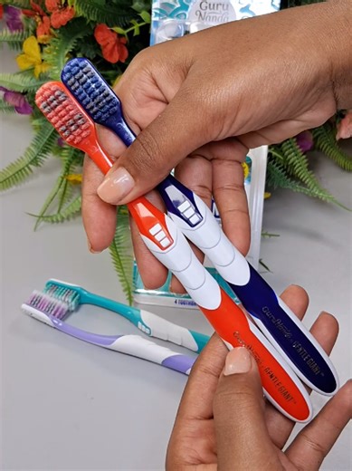 Essential Tips for Choosing the Right Toothbrush
