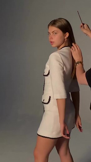 Alexa is incredibly cute in this photoshoot!