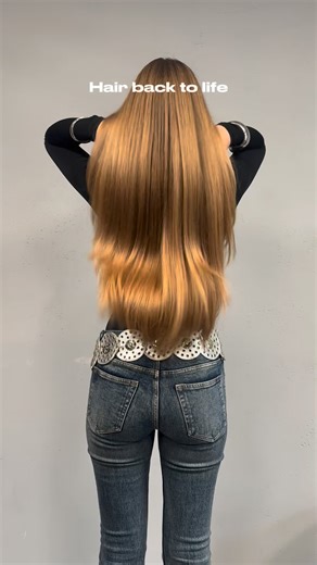 DIANA | model | UGC creator on Instagram: "Totally obsessed with my new haircut, thank you @thestage.berlin 💇🏼‍♀️✨"