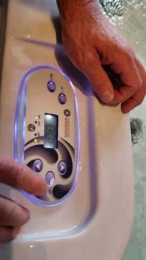 How to use an Maax Spas 200 series control top (topside)? Made by Balboa watergroup