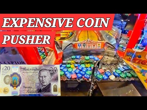 Wow! Rich peoples coin pusher.Arcade,newquay Cornwall coin pushers claw machines.Family fun holiday