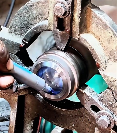 20K views · 178 reactions | How Engineers Restore a Severely Damaged Shaft | Unbelievable Shaft Repair Skills #ShaftRepair #MetalRestoration #WorkshopSkills #Machining | NexaMech Media | Facebook
