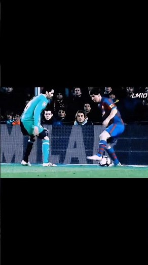 Messi Step Over Magic 🔥 | Football Skill in Action | #Shorts