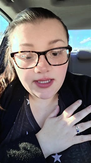 Good morning it's 8 degrees in South West Virginia. I was trying to check my mail when the local crack head approached.. lol #storytime #funny #swva #appalachia #Virginia