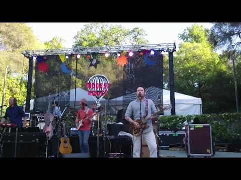 Modest Mouse - Float On - Live at Stanford, Frost Revival 5-19-12
