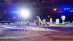 11K views · 235 reactions | Super Ergebnis für die deutschen Reiter und Pferde beim Weltcup-Springen in Stuttgart! Philipp Weishaupt/Asathir 2., Christian Ahlman/Epleaser 3., Simone Blum/Alice 4.. Es siegt der Schweizer Steve Guerdat | Deutsche Reiterliche Vereinigung e.V. (FN) | Facebook