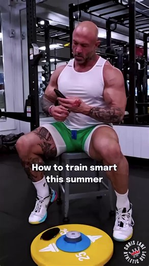 @coachchrislane shares his step-by-step guide to training smarter this summer with Lumen and @blazepod ! 🏋️‍♂️☀️ Want the full experience? Drop a ‘summer’ in the comments to get our exclusive discount code for both sites! 👇 | Lumen