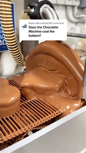 Does our chocolate Machine coat the bottom? 🤔
