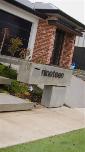 A cantilevered letterbox transitioned into a floating fence and continued through as a concrete pathway, with floating stairs executed as one uncompromising architectural gesture. Completed by the team at Concrete by Joe! . 📍 19 Paradise Point 🔹️Architectural Grey Burnished . Concrete BY JOE BR Construction Supplies - Floor Trade & Waterproofing Specialists #architecturalconcrete #brconstructionsupplies #floatingstairs #customhomebuild #luxuryhomes #concretearchitecture | BR Construction Suppl