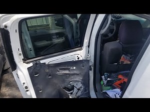 EMERGENCY! HOW TO MANUALLY ROLL UP AN ELECTRIC WINDOW F150