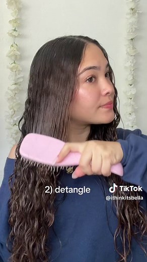 Glossy Curls Routine: Step-by-Step Guide