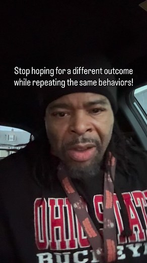 💥If you’re a former athlete, and you wanna normalize your weight, get leaner, and regain your prime form. - you won’t be able to do it the same way you did it when you were 21🤷🏽. If your activity levels aren’t as high as they were when you were in your early 20s, you will have to cut back your calories. You will have to cut back your portion sizes. 👊🏽 🔥 You will not need to spend an hour and a half to two hours in the gym every day. 30 to 45 minutes a day will be sufficient if you stay con