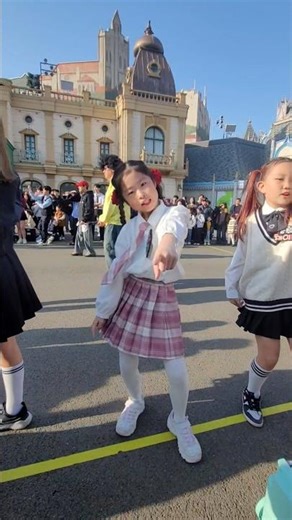 two챌린지 이거맞아⁉️#춤추는곰돌#춤추는유하#춤추는곰돌의랜덤댄스 #AFSTARZ #MUSIC #DANCE #KPOP#dance #댄스#challenge#에버랜드#two