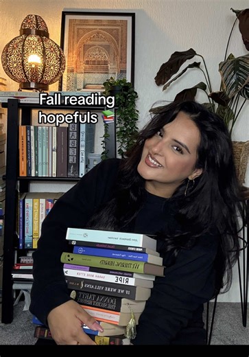 Fall Reading hopefuls. I have a very big stack of books that I want to get through by the end of the year. Or any of these on your TBR? Let me know what you’re reading 📚 #book #falltbr #readinghopefuls #bookishthings #booktok