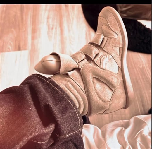 Isabel Marant Wedge Sneakers: Style Tips and Discounts