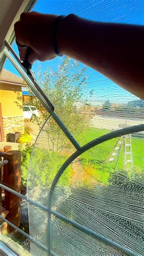 Could never make me hate you ye #windowcleaning #satisfying #transformation