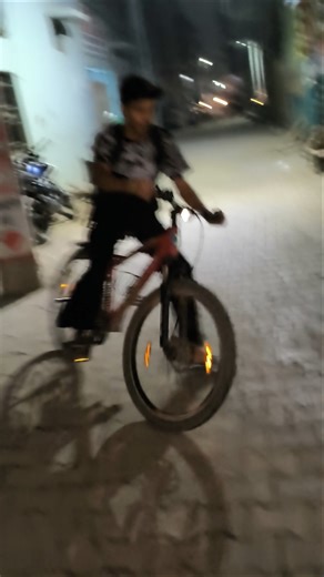 “Cycle Stunt Gone Wrong 😱 | Dost Ka Heavy Scratch Lag Gaya!” | Avinash yadav vlogs #shorts #viral