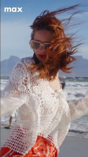 Slaying airport looks and getting voted best-dressed at the beach. Totally our thing!​