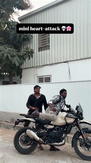 Mini heart attack 🤡🤪🫂#funny #attack #digitalcreator #explorepage #viralvideos #share
