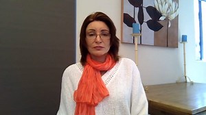 Distance or remote healings use energy that can take place across any distance that is sent to a recipient since energy can be sent via thought, emotion, and intention. The distance can be small or vast. Stretching beyond the limits of time and space, distance healing sends energy healing to reach you no matter where you are. On this video, Marisa Russo shows how to do a distance healing. If you're struggling to read energy shifts, that means you need to be more connected. The more you connect, 