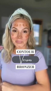 Makeup 101 - Let's talk contour vs bronzer!💙Contour is cooler💜Bronzer is warmer💙Contour adds shadow & dimension💜Bronzer adds dimensions - warmth & glowThis seems simple enough BUT it is important to get the right color match!!!✨Comment COLOR MATCH and I will match you to your perfect contour & bronzer shades.#makeup #makeuptips #makeuptutorial #makeupaddict #makeuplover #sient #seintmakeup #colormatch #makeupforbeginners #makeuphacks #makeup101 | Tracy Lane
