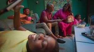 #ApplicationCANAL 📲 Adieu, l'ennui ! 😁 Avec la toute nouvelle application CANAL , vous allez aimer les coupures de courant. 🤩 Plongez dans un monde de divertissement ininterrompu avec plus de 25 000 programmes palpitants, 200 chaînes en direct pour satisfaire tous les goûts. 🥳🔥 #CanalplusMali | CANAL MALI