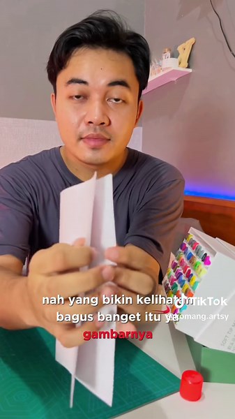 Tutorial Membuat Kartu Ucapan Pop Up dengan Efek V Fold