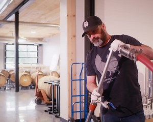 Get closer to Kingston’s brew masters and cider makers as we celebrate the city's craft breweries. Cheers! | Visit Kingston