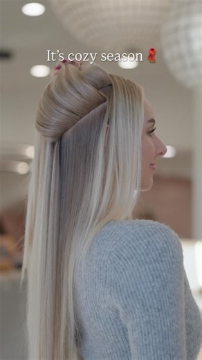 Invisible Bead Extensions® | IBE® on Instagram: "No sweater needed when you’ve got 24” IBE® 😘 When you think about it, they’re actually a necessity this winter. #invisiblebeadextensions #winterhair #hairextensions #ibe"