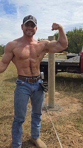 516K views · 16K reactions | Nothing more fun than spending the day working with family and helping them build their dreams. Especially after they sacrificed everything to raise me, now I get to help my dad build his dream farm. I could not be happier. | Derrick Henry | Facebook