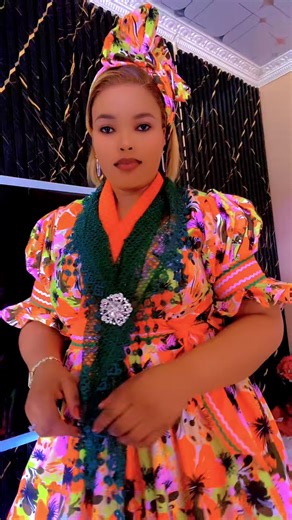 Explore Chic Style Trends with Lee