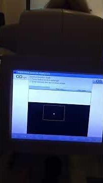 Biometro Zeiss IOL Master 500 - Fazendo exame no olho humano