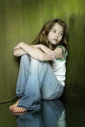 Michael 🌸🦋🌻 (@corncockle14)’s videos with Walking up with You - Omar Enfedaque