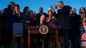 Biden signs bipartisan $1 trillion infrastructure bill