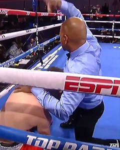 The train doesn't stop 😤🚂 | Top Rank Boxing