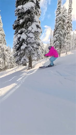 Simple days. Big mountains. Deep powder.😃 Since 1938, Lost Trail has been home to skiers riders who come for the snow and stay for the community. Let’s make 25/26 our best season yet. Stay in the loop 📲 text POWDER to 1-888-775-7669. #losttrailskiarea #skimontana #skiidaho | Lost Trail Ski Area