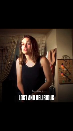 LGBT+ Couples • Series • News • W Football on Instagram: "My cinematic trauma of 2001 but also one of the films with the strongest lgbt+ history, so many teenagers who go through these stages and it is so important to be talked about. Piper Perabo an amazing actress and (I warn you now) the film touches the heart but is worth a lot 🥹 🏳️‍🌈 FULL MOVIE IN MY CHANNEL • LINK IN THE BIO • 📽 Lost and Delirious 🏳️‍🌈 Pauli and Tori ⭐️ Piper Perabo and Jessi