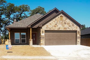 309 Titus Dr, Springtown, TX 76020 - MLS 20314219 - Coldwell Banker