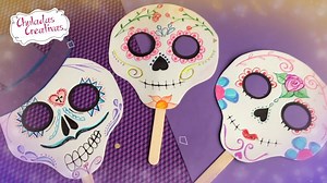 32K views · 112 reactions | Mis Chuladas hoy les comparto una idea genial súper rápida muy EXPTRES Cómo hacer máscaras de Catrina de papel,, es una idea genial para sacarse fotos, son Props de Día de Muertos, te van a encantar   Más ideas día de Muertos https://bit.ly/2O1Hecw Aquí puedes ver el video de como hice el sombrero: https://youtu.be/cf5vTFrEJtI . Ideas de halloween :: Chuladas Creativas :: Manualidades de día de muertos :: | Chuladas Creativas | Facebook