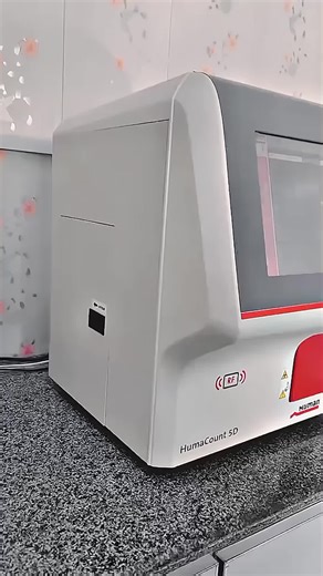 Exploring Life in the Laboratory: Insights and Experiences