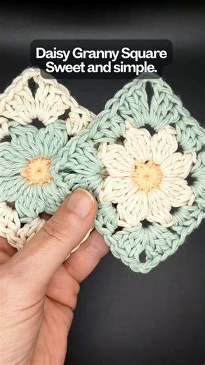 Looking for a cute crochet pattern? This step-by-step tutorial shows you how to make a Daisy Granny Square using a magic ring. Perfect for blankets, bags, and more! Try this flower crochet design today and bring your projects to life. #crochet #tutorial #crochetpattern #Daisy #crochetgrannysquare #flowercrochet #MagicRing #GrannySquare #CrochetTutorial #CrochetForBeginners | Crochet Creator