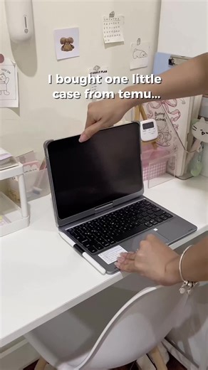 I bought one little case from Temu and now I’m officially obsessed! 😱✨ This isn’t just a case, it literally transforms my tablet into a laptop. The 360° rotation is a total game-changer for multitasking, vertical mode for reading, horizontal for typing, and tent mode for watching movies in bed. 🍿🎬 Plus, that RGB backlit keyboard? Premium feels for a Temu price. 💸 Sponsored by Temu Search code dya4575 or click @Temu link below to get the product now in bi0! 🔗 code: dya4575 Link: https://app.