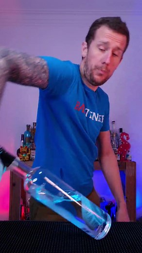Tom Dyer Bartender on TikTok
