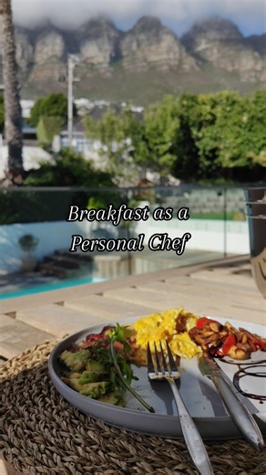 Delicious Breakfast as a Personal Chef: Scrambled Eggs, French Toast Bites & More!