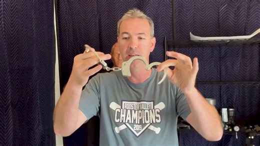 Restraint escape with accessory