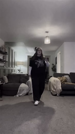 Our firecracker Libby performing ‘Do It Well’. She learn this in her face to face private lesson and went home and worked on it. Here’s the finished product. I’m obsessed! | PS DANCE