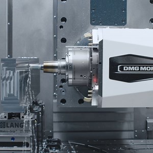 Technology Friday - DMF 200|8 #dmgmori #dmgmorinews #dmf2008 #5axis #milling #technologyfriday #cnc | DMG MORI